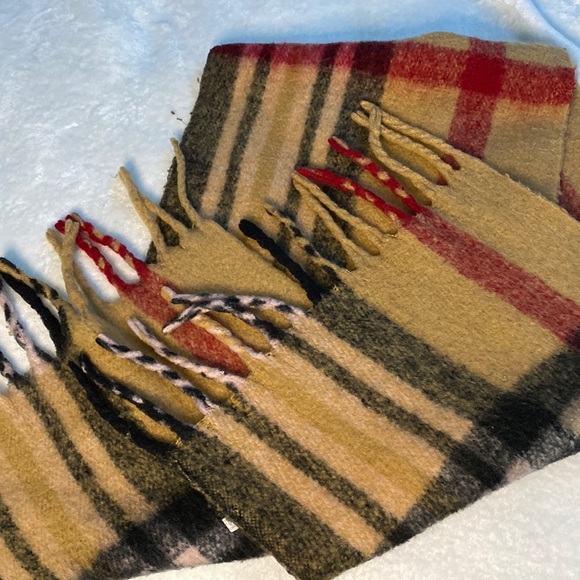 Jackets & Coats | Thick And Warm Fuzzy Over The Shoulder Throw | Poshmark